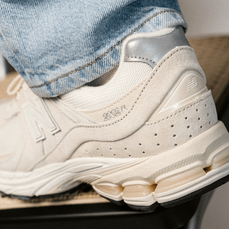 Giày New Balance 2002R 'Off White' M2002RCC - Jordan 1