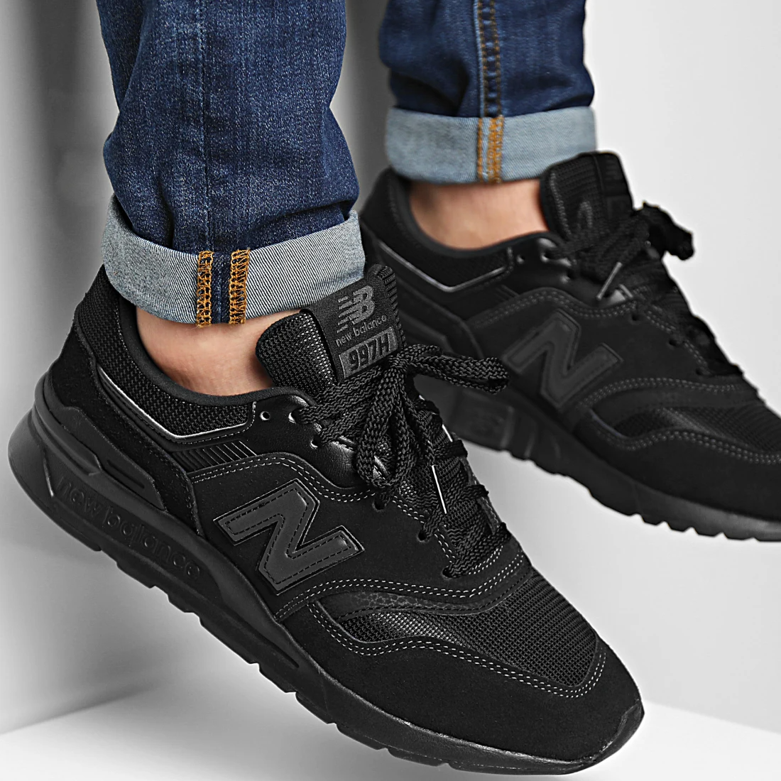 Giày New Balance 997H 'Triple Black' CM997HCI - Jordan 1