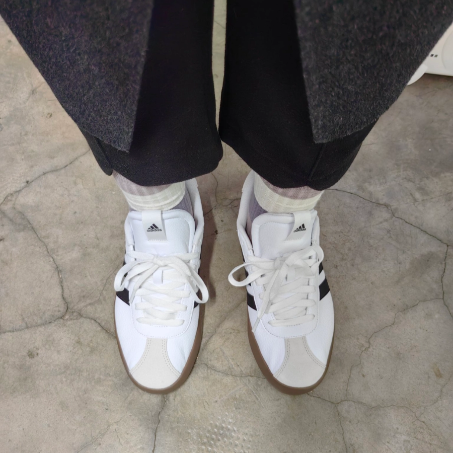 Giày Adidas VL Court 2.0 ‘White Black Gum’ ID6015 - Jordan 1