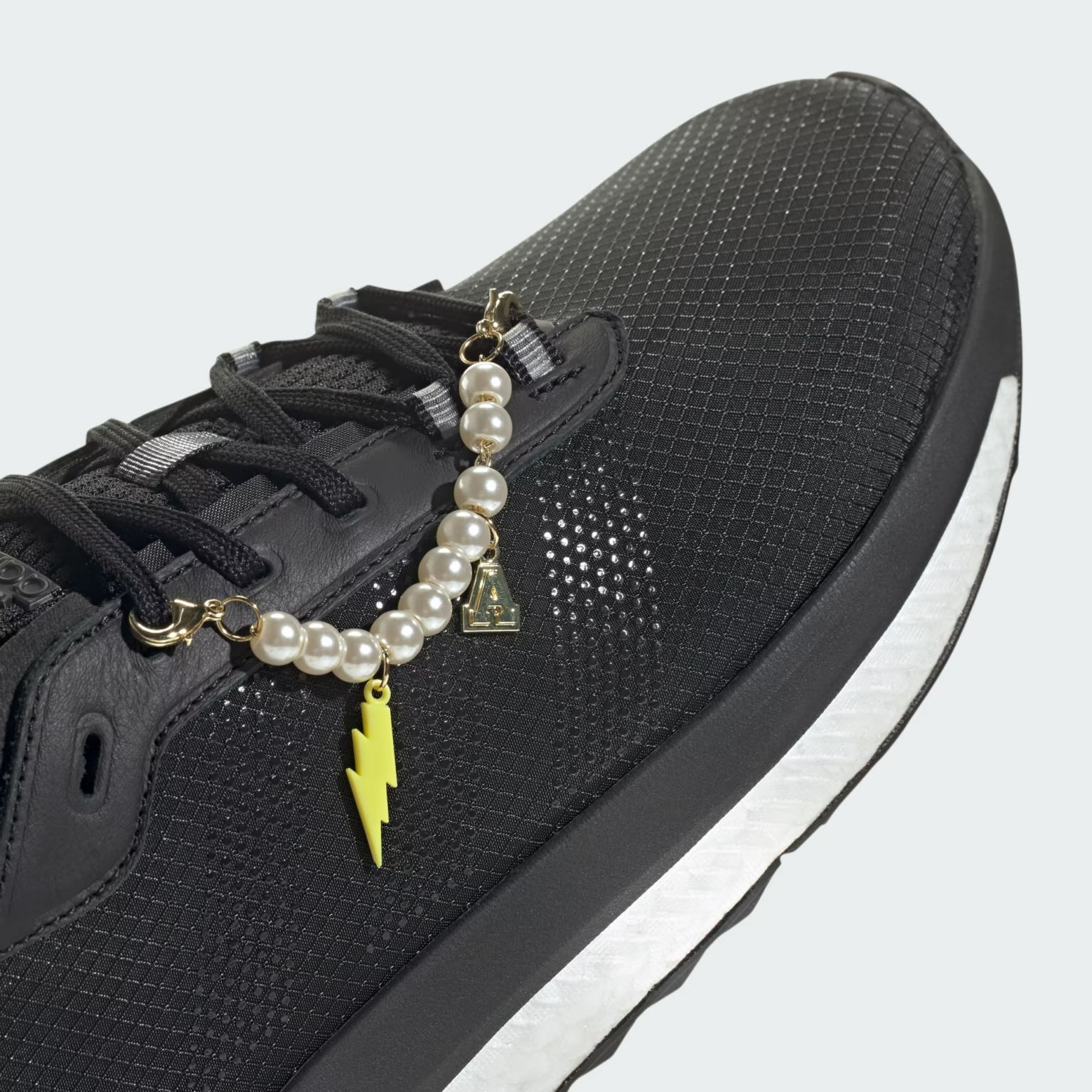 Giày Adidas Avryn ‘Black’ IF8189 - Jordan 1